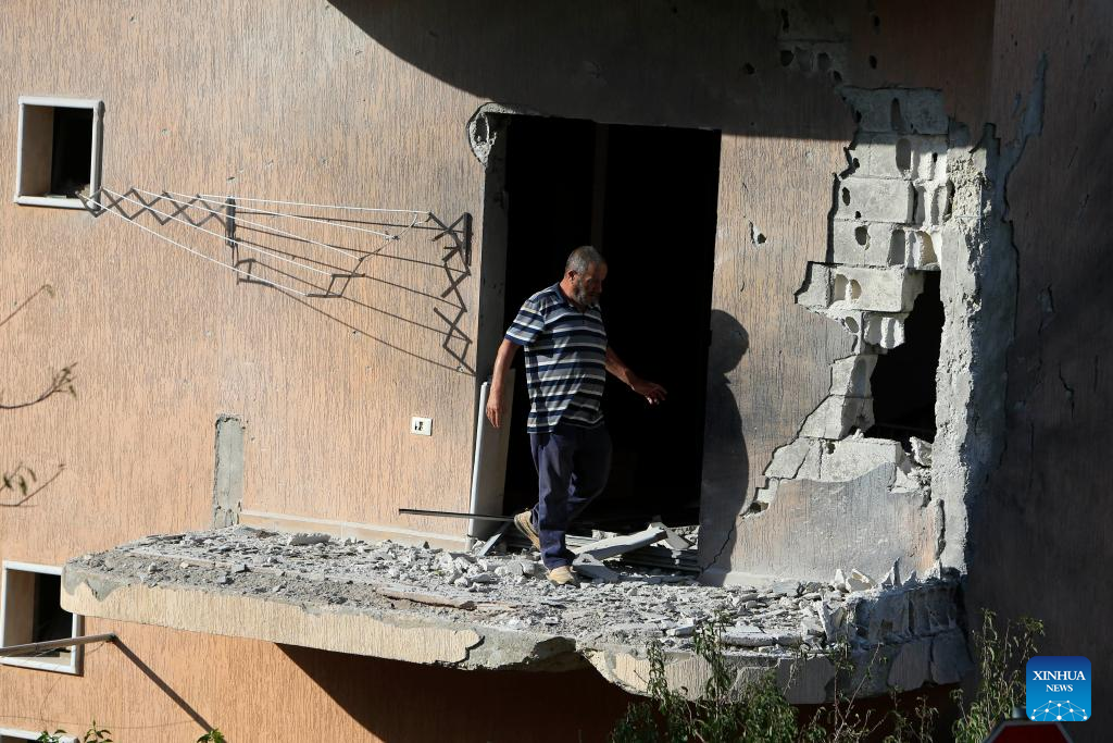 Hezbollah fighter killed, 3 civilians injured in Lebanese-Israeli ...