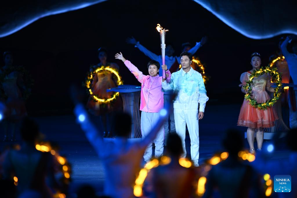 Cauldron lit at opening ceremony of 4th Asian Para Games in Hangzhou-Xinhua