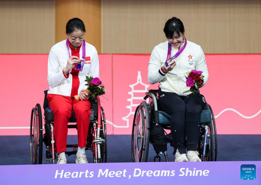 Highlights of wheelchair fencing competitions at 4th Asian Para Games ...