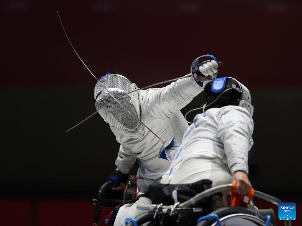 Highlights of wheelchair fencing competitions at 4th Asian Para Games ...
