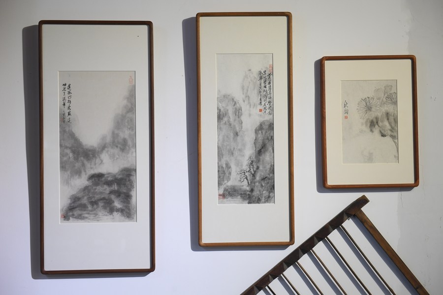 (ZhejiangPictorial) Traditional skills of making Kaihua paper regain ...