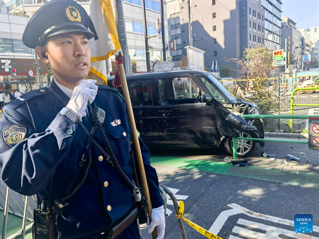 1 injured after car crashes near Israeli embassy in Tokyo-Xinhua