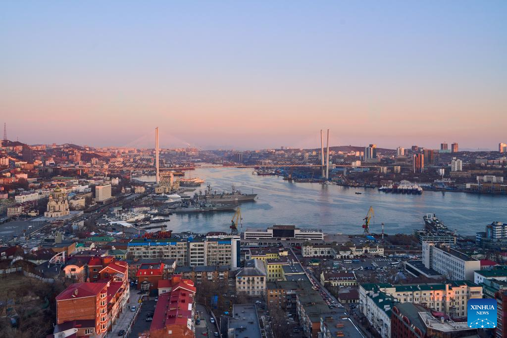 Sunset view of Vladivostok, Russia-Xinhua