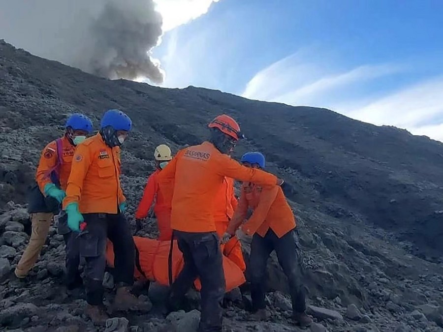 Death toll rises to 23 in volcanic eruption in Indonesia's Sumatra-Xinhua