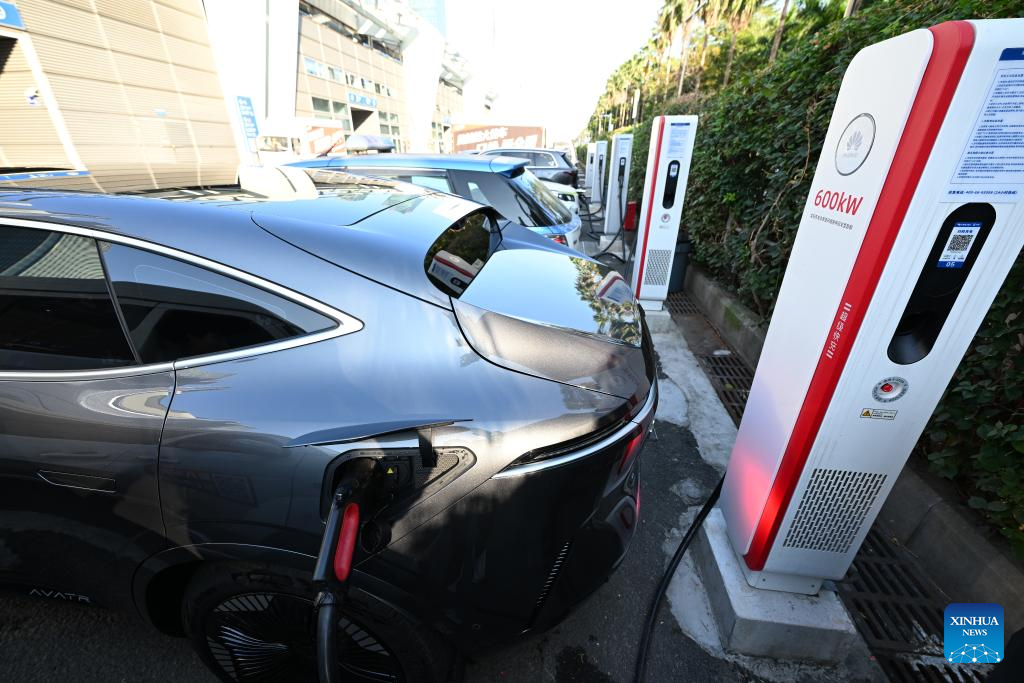 Across China: Shenzhen strives to become NEV supercharging city-Xinhua