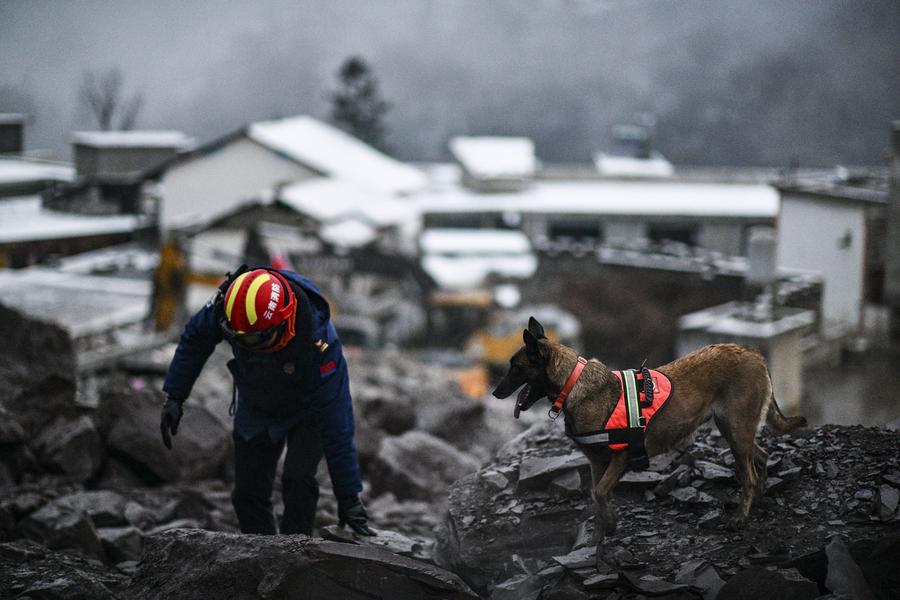 FOCUS | Rescue and disaster relief work continue after a landslide in ...