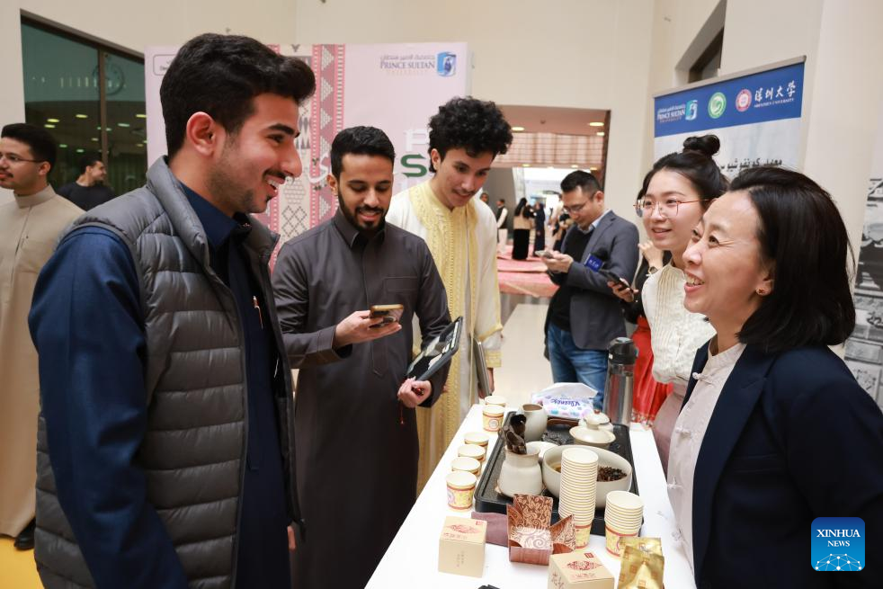 Feature: Cultural event held in Saudi university celebrates Spring ...