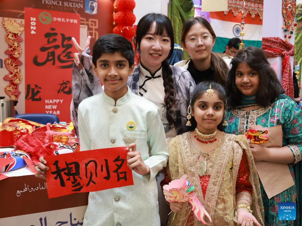 Feature: Cultural event held in Saudi university celebrates Spring ...