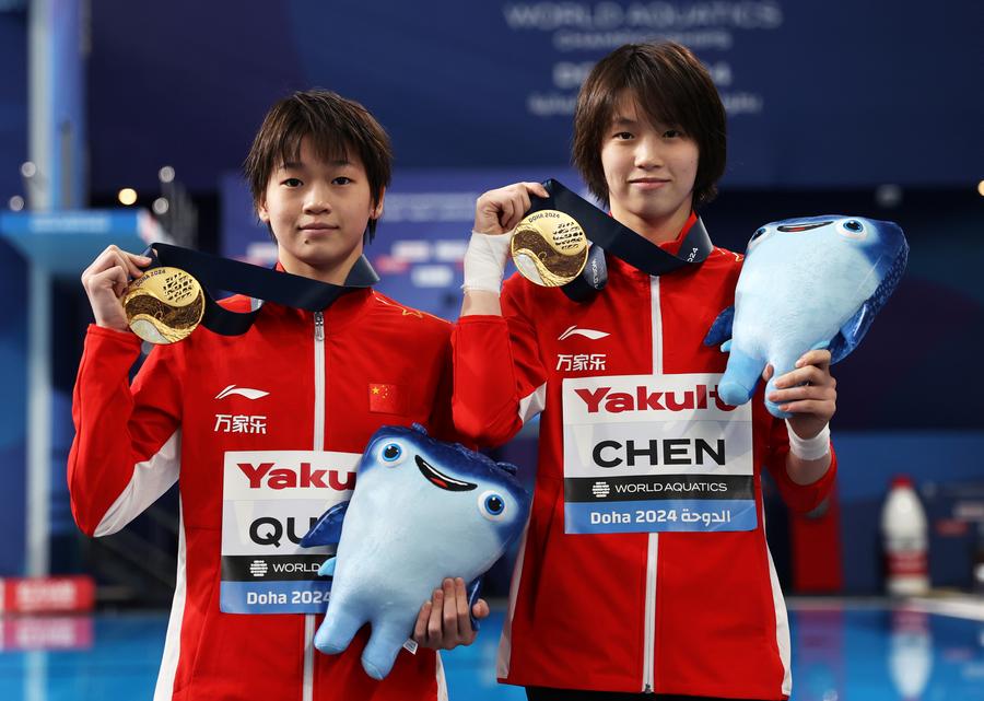 Quan and Chen defend women's 10m synchro platform title at World ...