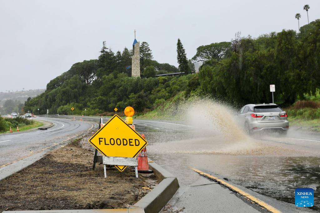 Powerful storm continues to soak Southern California-Xinhua