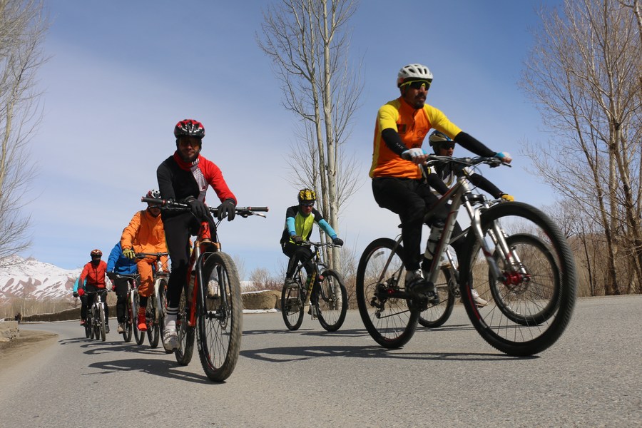 Asia Album: Cycling race in Afghanistan's Bamyan-Xinhua