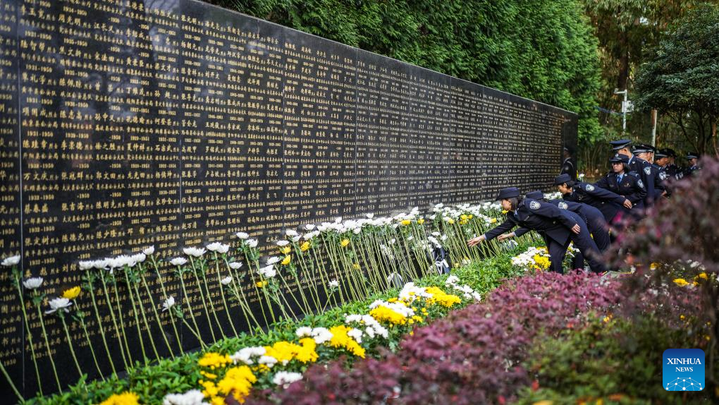 Commemoration ceremonies held to honor fallen heroes in SW China-Xinhua