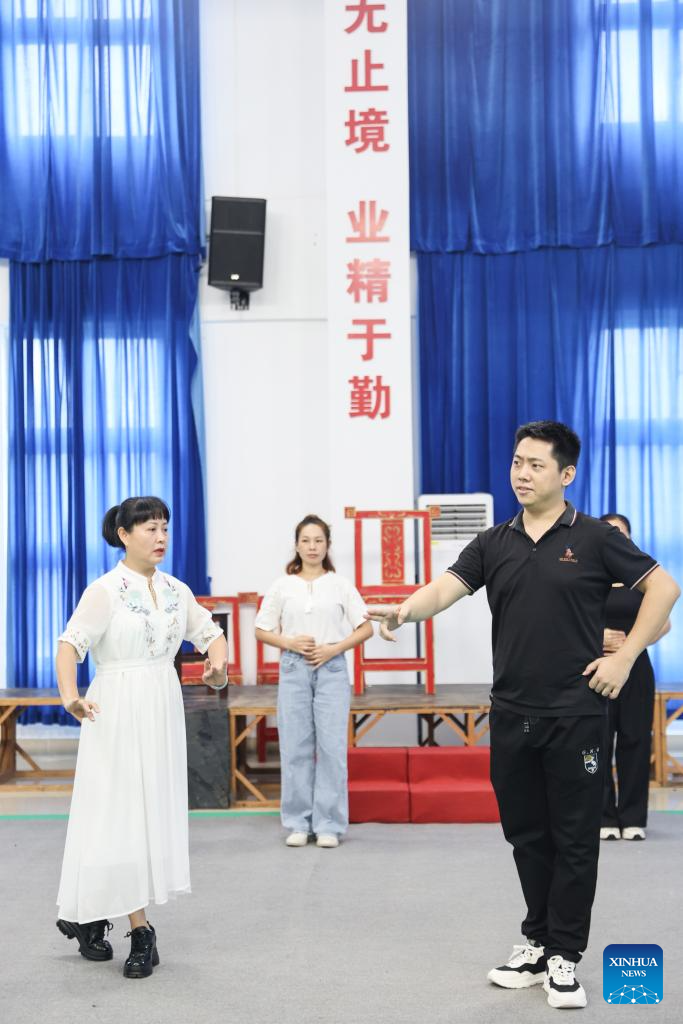 Young artists infuse new life into Qiong Opera in Hainan-Xinhua