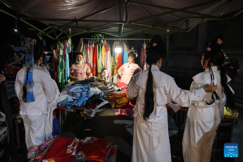 Young artists infuse new life into Qiong Opera in Hainan-Xinhua