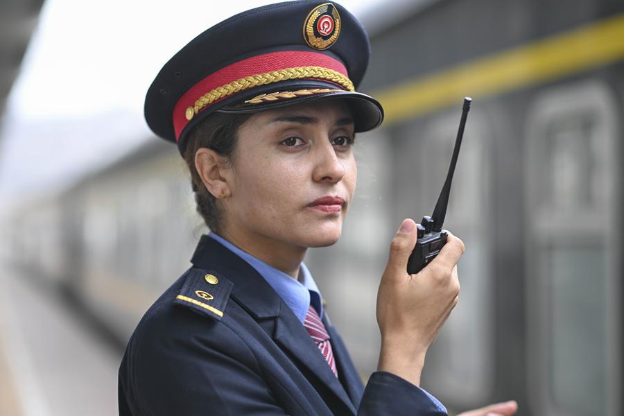 From horseback to train, a Tajik conductor's journey-Xinhua