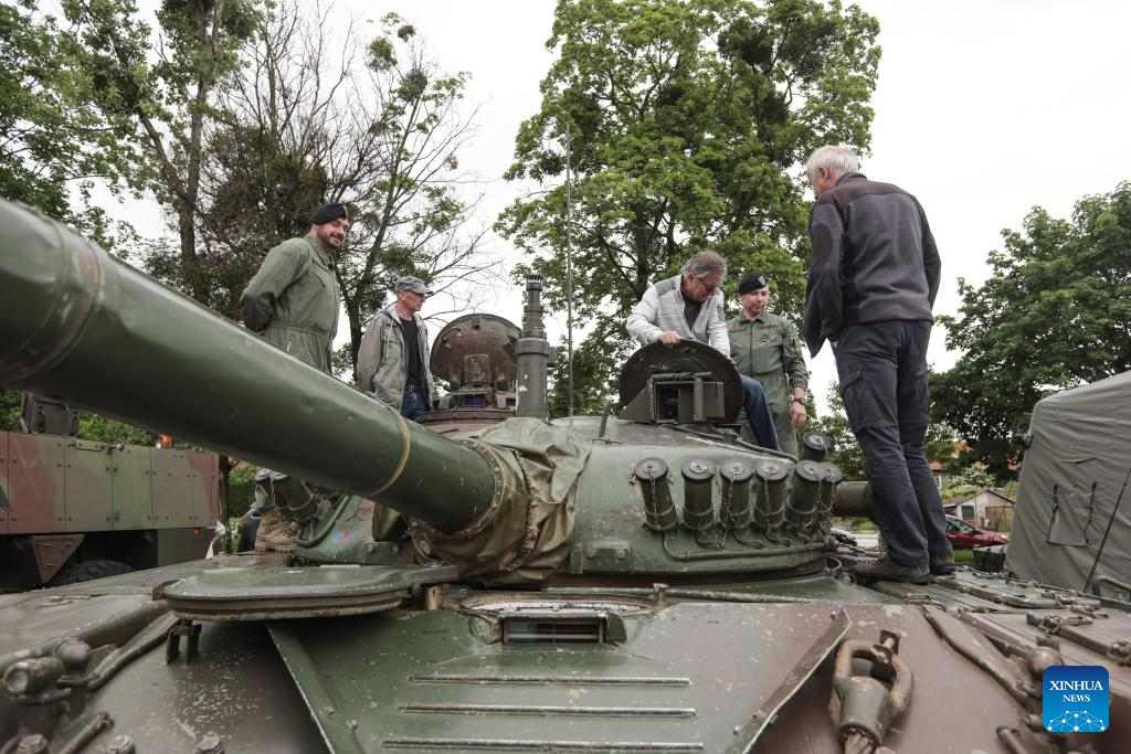 In pics: open day of Slovenian Army in Maribor-Xinhua