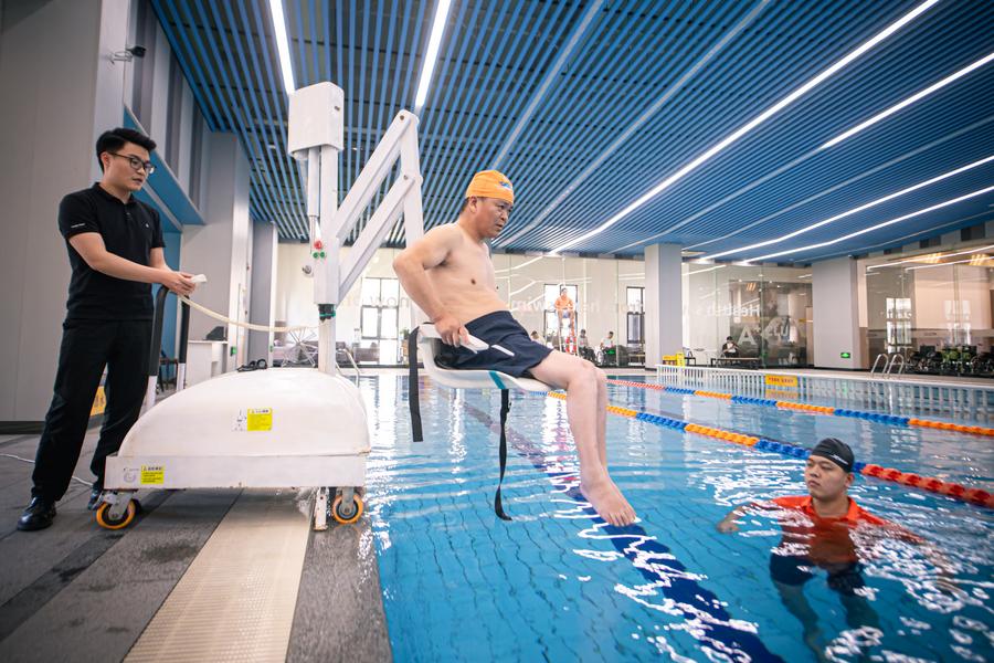 Technology&Life | Urban barrier-free center benefits disabled to enjoy ...