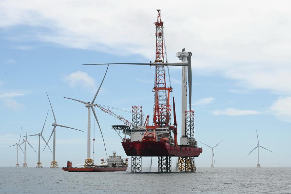 China's first offshore wind farm with largest single-capacity turbines ...