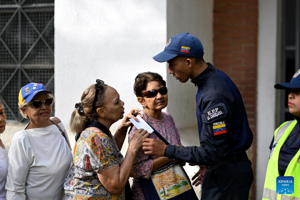 Most polling stations operational in Venezuelan presidential elections ...