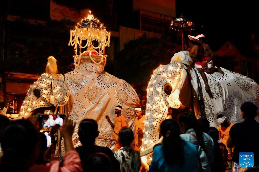 Esala Perahera festival celebrated in Sri Lanka-Xinhua