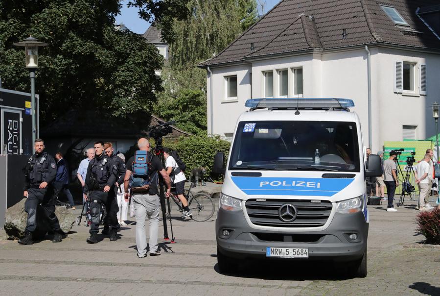 Solingen knife attack suspect turns himself in-Xinhua