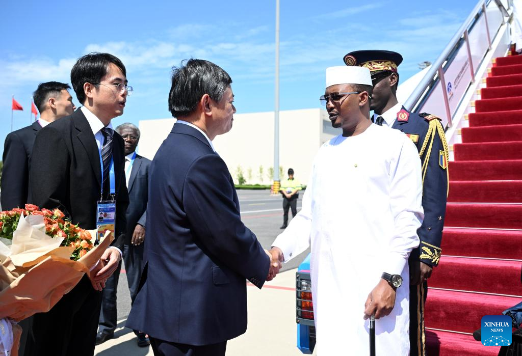 Chadian president arrives in Beijing for 2024 FOCAC summit-Xinhua