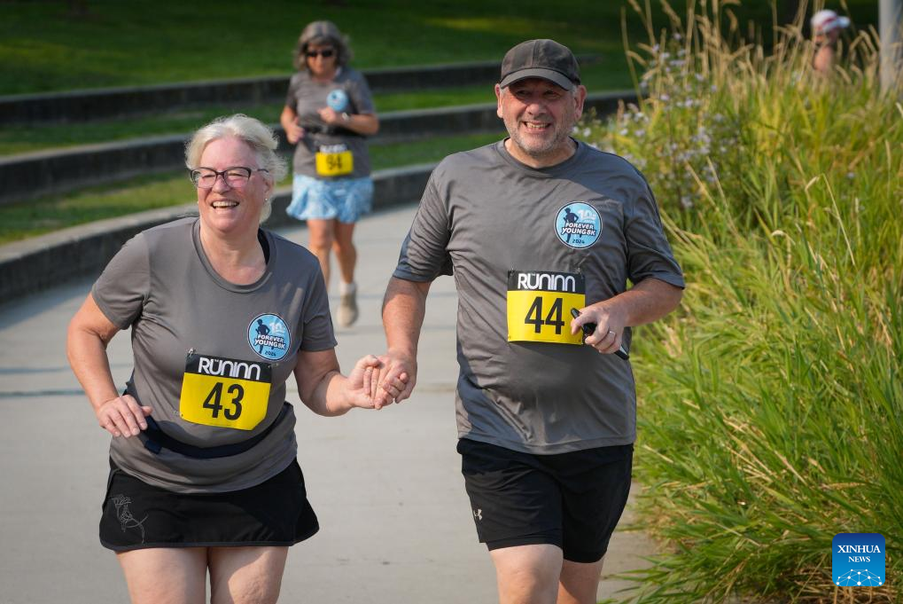 Seniors take part in Forever Young 8K Run in Richmond, Canada-Xinhua