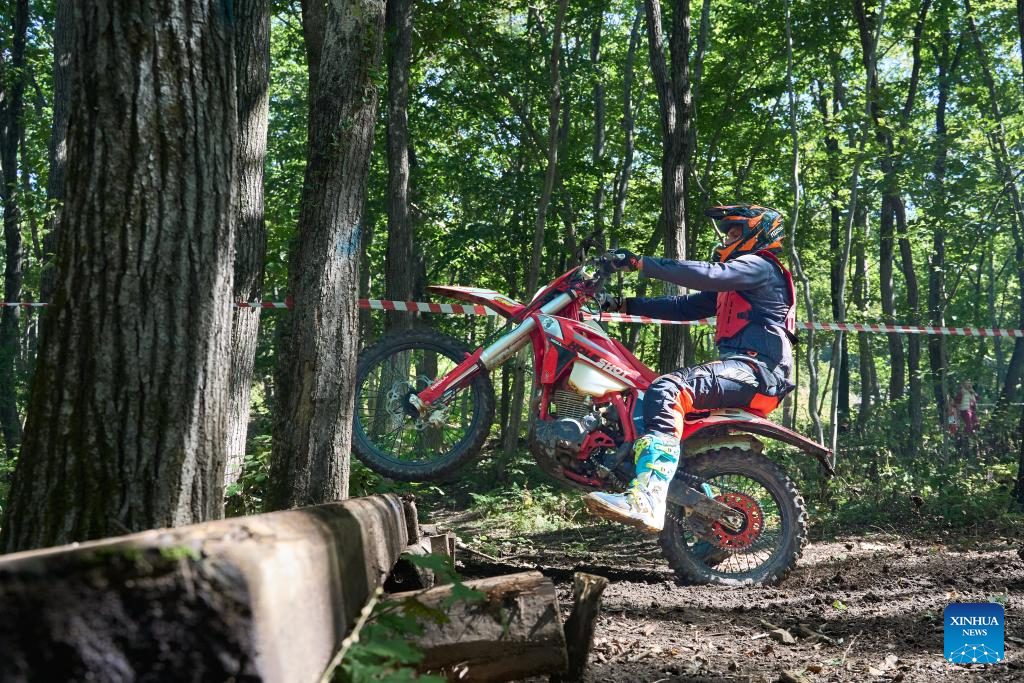 Motorcycle enduro race held in Vladivostok, Russia-Xinhua