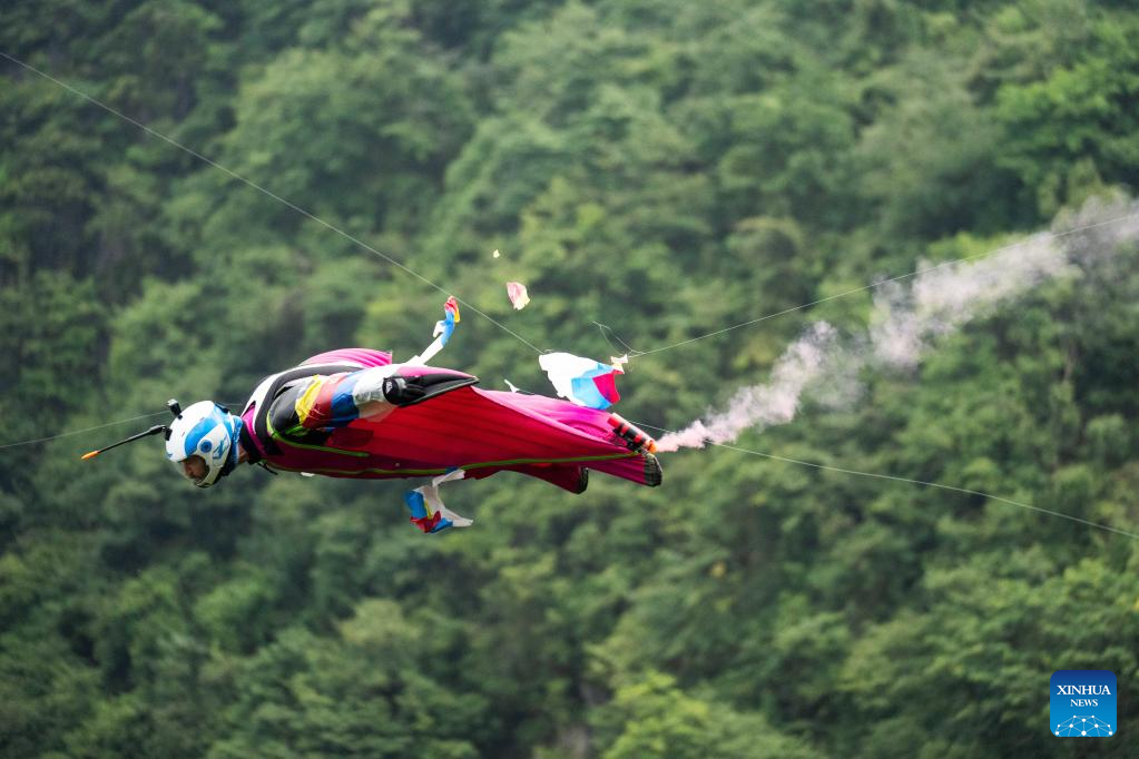 In pics: 10th WWL Wingsuit Flying World Championship-Xinhua