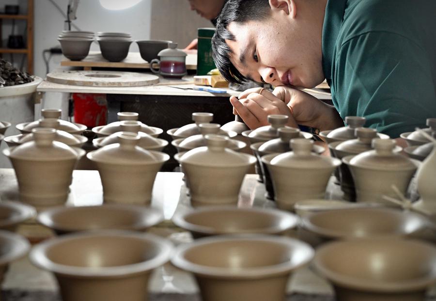 Feature: China's Jun porcelain: Innovating with IP protection-Xinhua