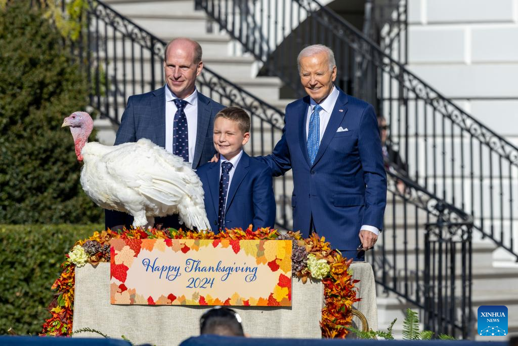 Biden attends National Thanksgiving Turkey Pardoning Ceremony at White ...