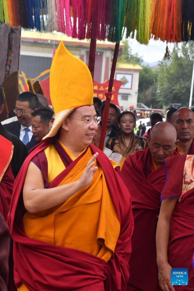 Panchen Rinpoche concludes tour in Xizang-Xinhua