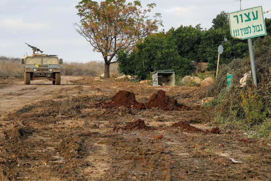 Mideast in Pictures: Day 2 of Israel-Hezbollah ceasefire -Xinhua