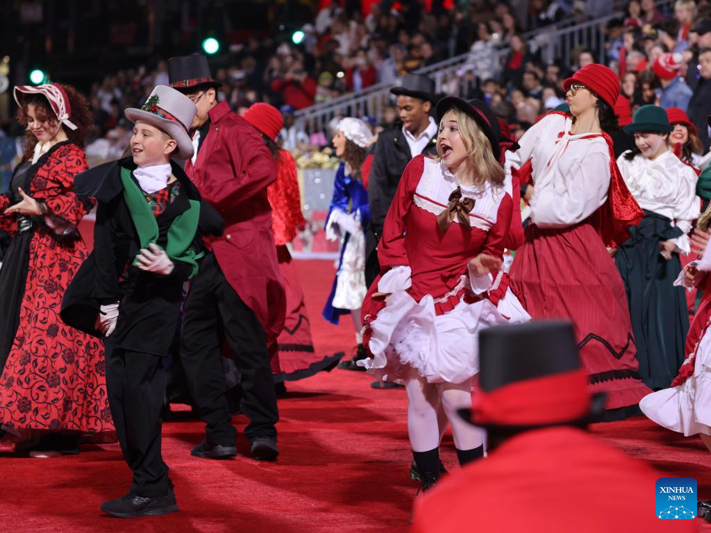 92nd Annual Hollywood Christmas Parade held in Los Angeles-Xinhua