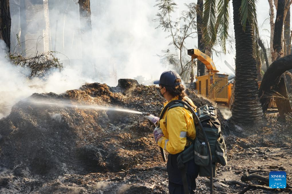 Large wildfire in Southern California prompts evacuations-Xinhua