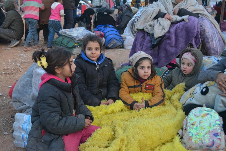 Mideast in Pictures: At Syria's border after Assad's fall: some flee ...