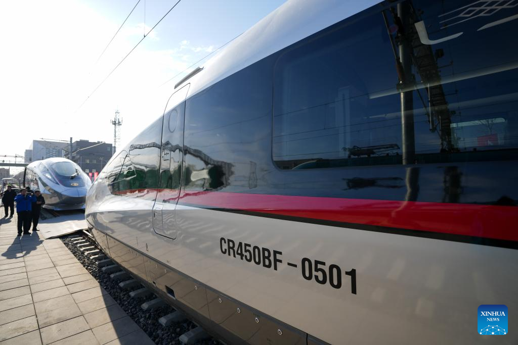 China debuts prototype of fastest high-speed train in the world-Xinhua