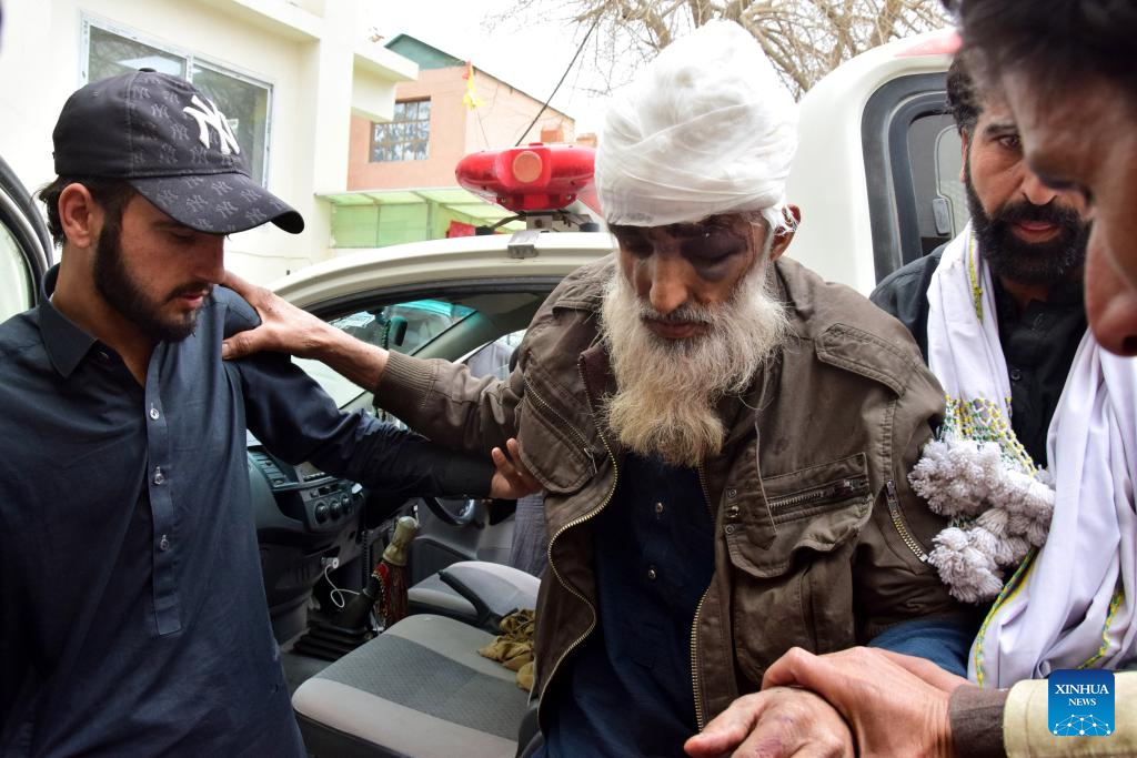 11 killed, 6 injured in bomb blast in SW Pakistan-Xinhua
