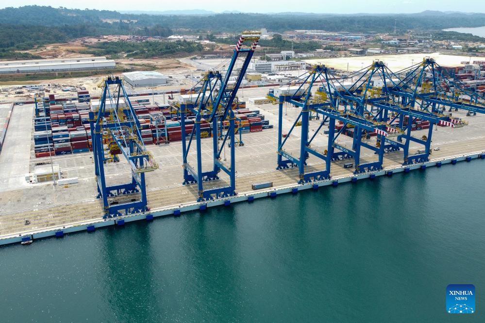 Chinese company hands over 2nd phase of deep seaport to Cameroon-Xinhua