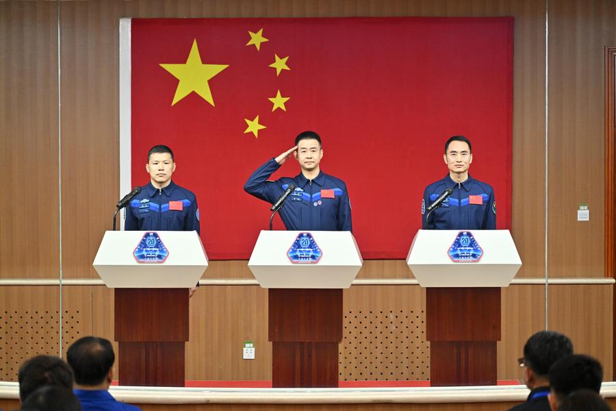 Update: China unveils Shenzhou-20 crew for space station mission-Xinhua