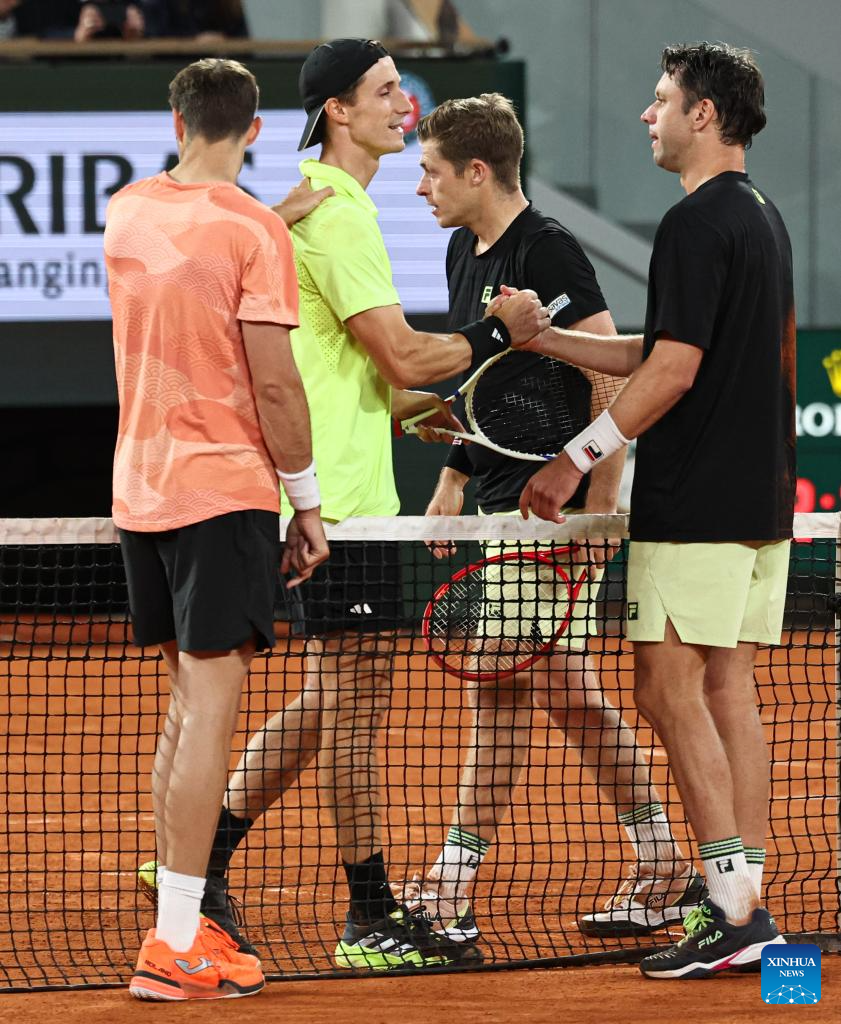 Marcel Granollers, Horacio Zeballos win men's doubles final at French Open-Xinhua