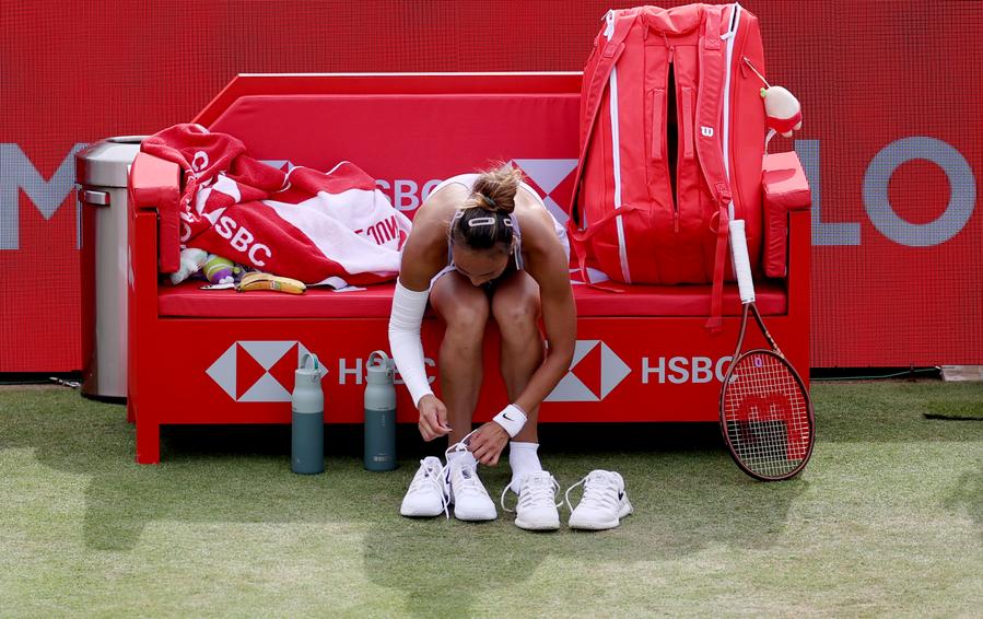 Olympic champion Zheng reaches first career grass-court semifinal-Xinhua