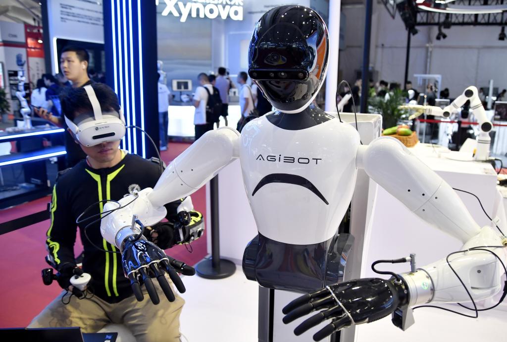 Intelligent robots emerging as "health guardians" in China-Xinhua