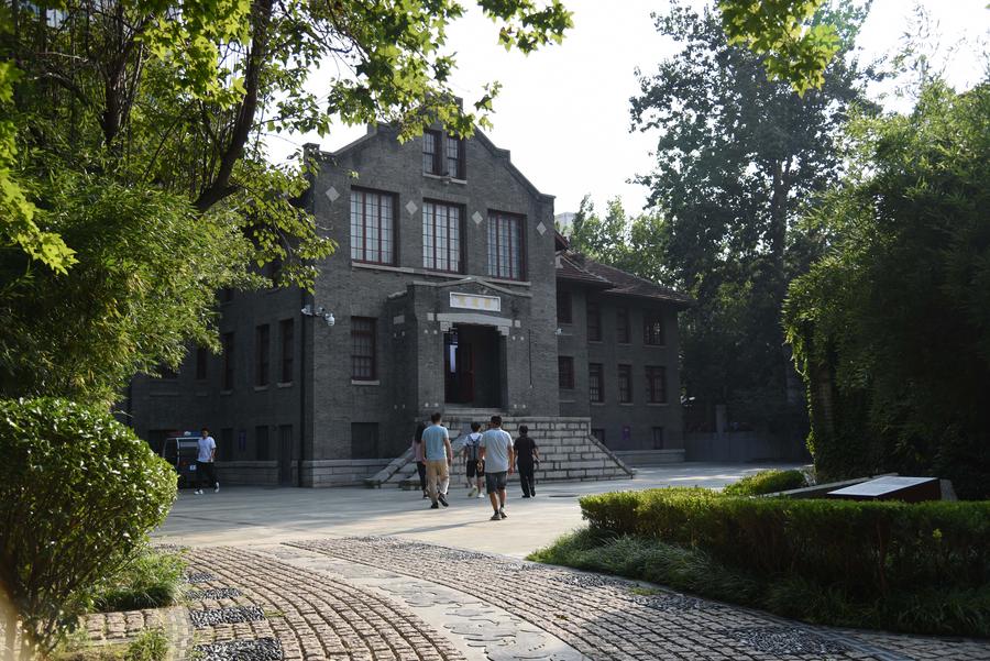 Feature: The "Flying Scotsman" -- from Paris Olympics Gold medalist to ...