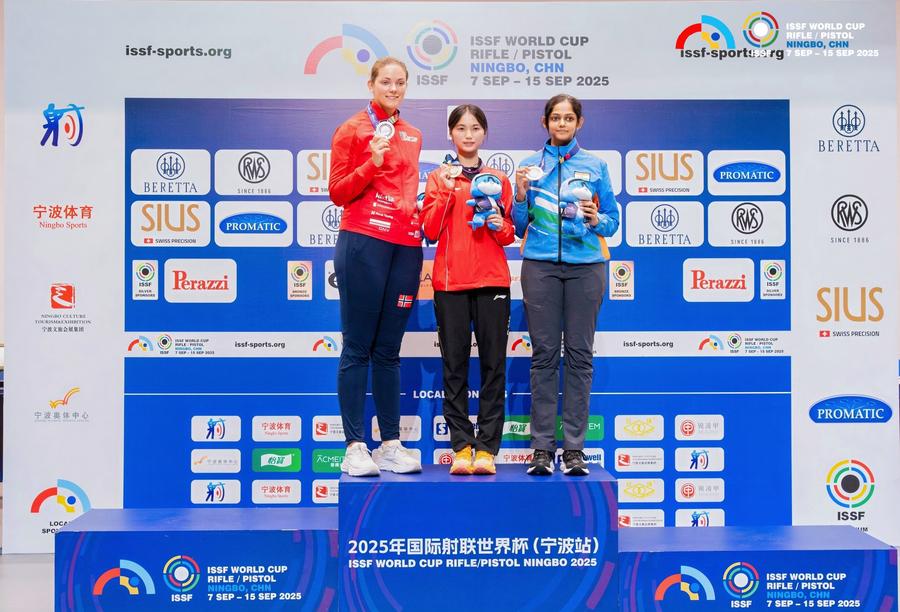 China's 16-year-old Peng smashes world record to win gold at ISSF World ...
