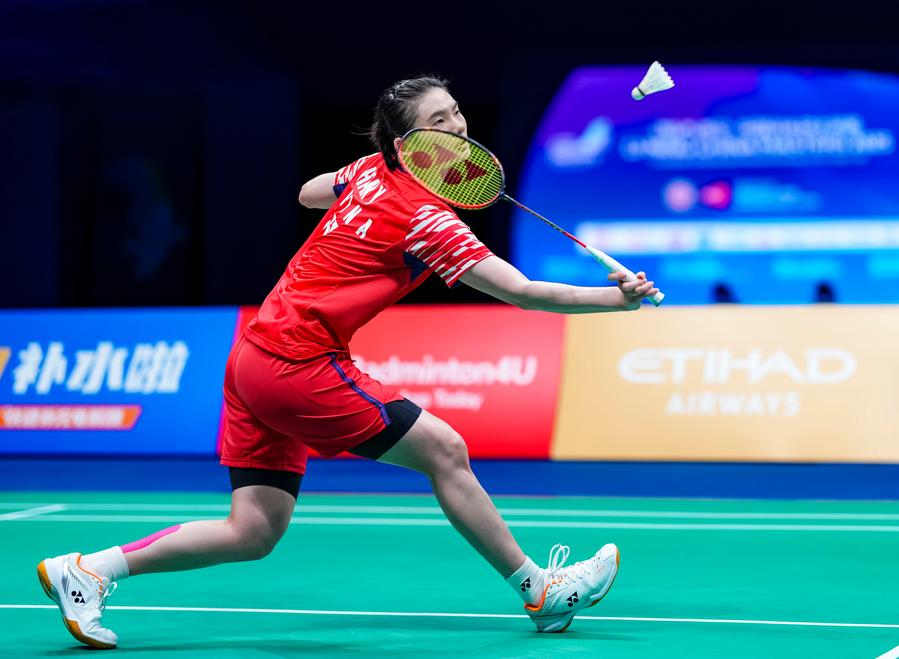 China's Han, Weng, Jia/Zhang advance to finals at badminton China ...