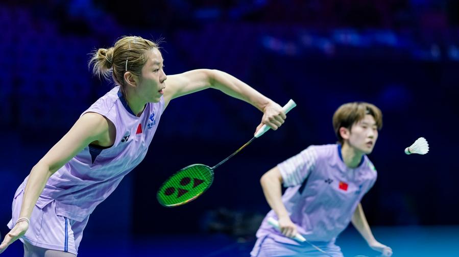 China's Han, Weng, Jia/Zhang advance to finals at badminton China ...