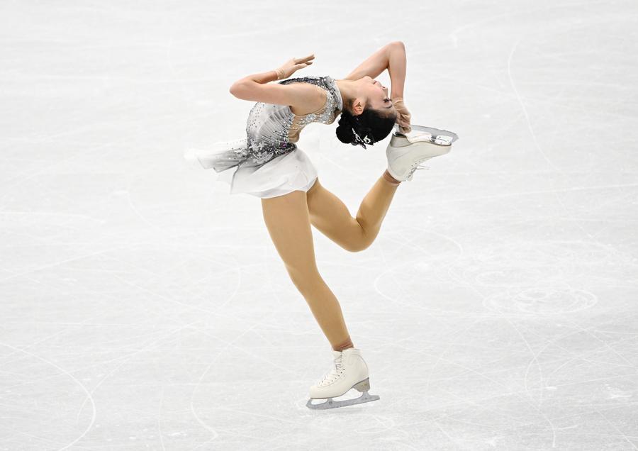 Feature: Chinese teenage figure skater Zhang's tears and cheers-Xinhua