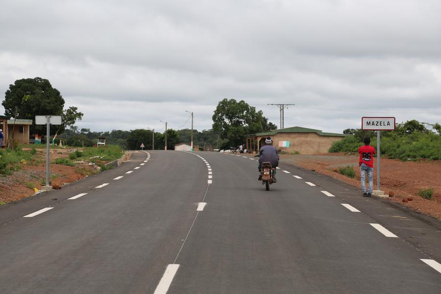 (Hello Africa) Chinese-built road brings new prosperity to northern ...