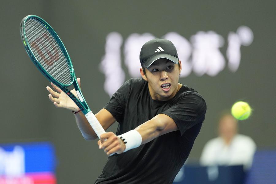 Injured Medvedev limps off as teenager Tien reaches maiden ATP final at ...